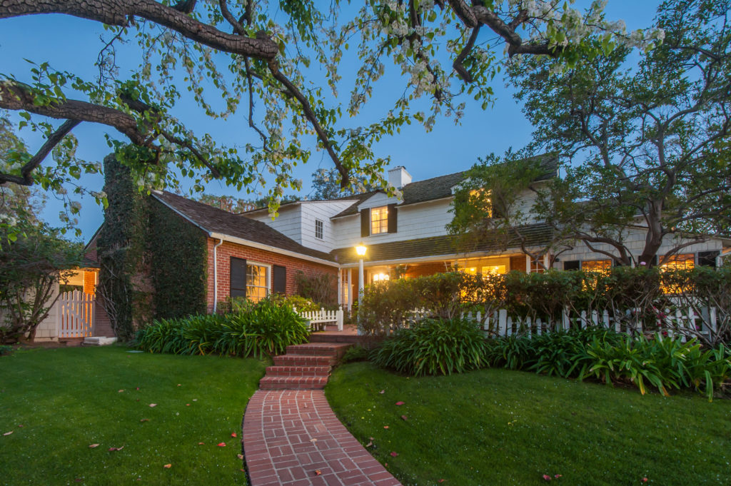 400 Loring Avenue Los Angeles, CA 90024 - Stacy Gottula